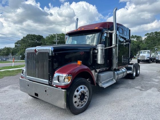 2000 International 9900 I Eagle in Tampa, FL, USA