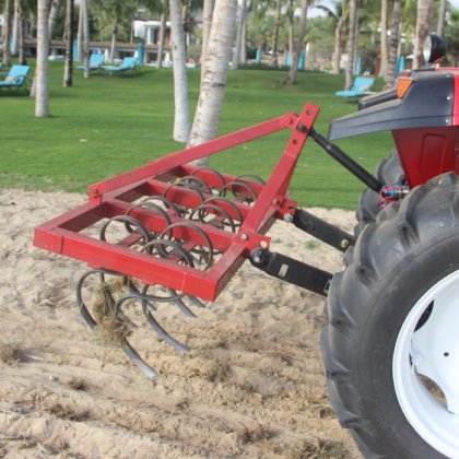 Beach Cleaning Rakes Tractor Towed Beach Cleaner Sweeper Beach in ...
