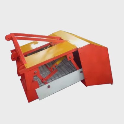 Ideal Mini Tractor-connected beach cleaners in Weifang, Shandong, China