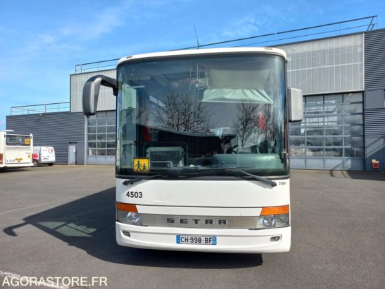 2005 SETRA S316 in Montreuil, France