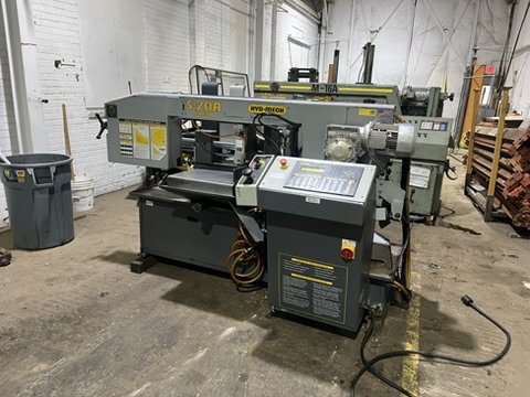 Hyd-Mech S20A Miter Cutting Band Saw in Milwaukee, WI, USA