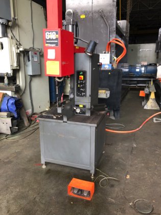 Haeger 618 PLus-H Insertion Machine in Milwaukee, WI, USA