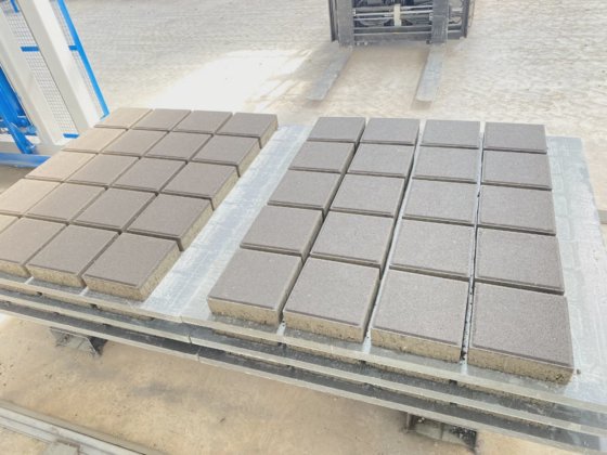 Concrete Driveways Patios Walkways Pavers Bricks Making Plant Machine ...