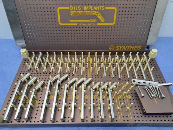 Synthes DHS Implants Set Synthes-DHS-Implants-Complete-Set in Jessup ...
