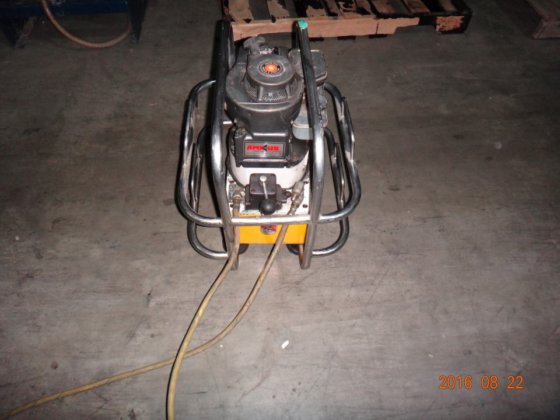 Amkus Hydraulic Power Unit, Briggs & Stratton motor in Tuscaloosa, AL, USA