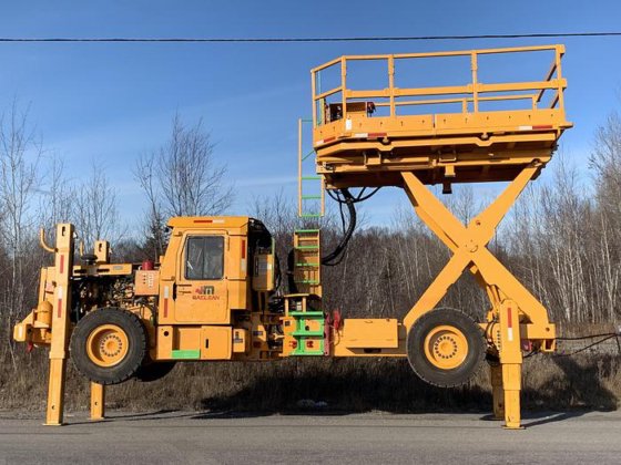 2012 MacLean SL3 in Greater Sudbury, Ontario, Canada