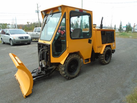 2006 Trackless MT5 in Terrebonne, Quebec, Canada