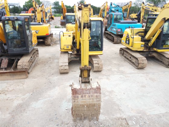 Komatsu PC80 Excavators in China