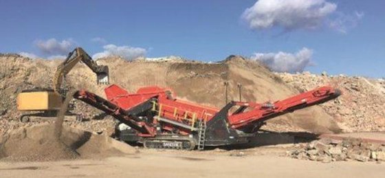 Sandvik QE342 Scalping Screen in Birmingham, AL, USA