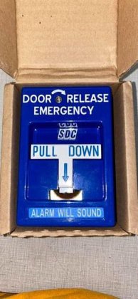 SDC Pull Station Emergency Door Release Model 492 in Shippensburg, PA, USA