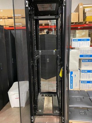 Dell 4820 Server Rack 19" Cabinet Enclosure 23"x46"x89" tall in ...