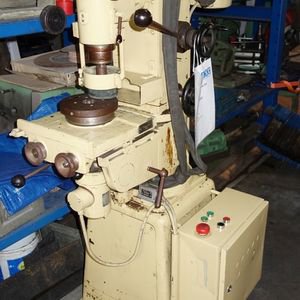 Surface grinding machine with rotary table WMW SFWP 200 in Chemnitz ...