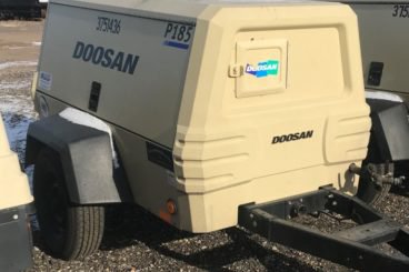 Doosan P185 Air Compressor in Minneapolis, MN, USA