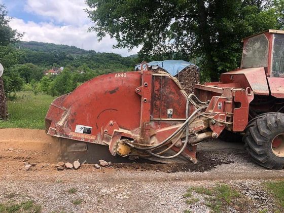 1996 Trencher Ditch Witch R100 in Italy