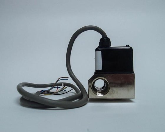 Taiyo Digital Flow Switch DFS2-2000 DC24V (3873) in Goleta, CA, USA