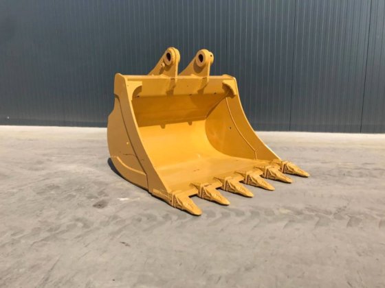 Neu 2025 CAT M320 1,40 m in Venlo, Limburg, Niederlande