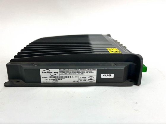 CORNING MobileAccess 1000 2000-IDEN-SMR-L Remote Hub Unit iDEN/SMR-Page ...