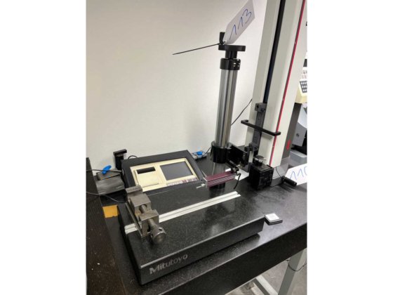 MITUTOYO - Surface roughness measuring device in Germany
