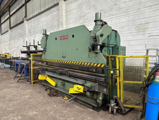 Pearson hydraulic press brake in Navi Mumbai, India