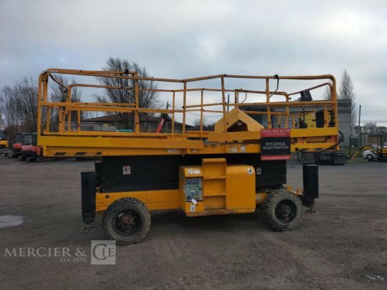 HAULOTTE PLATFORM SCISSORS DIESEL 15M - NON ROTATING in Bruges, Belgium