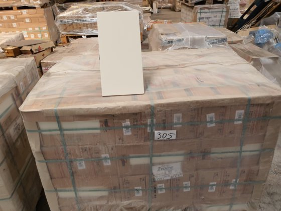 Lot of 48 bags of self-leveling screed of the brand WEBER in Bruges ...