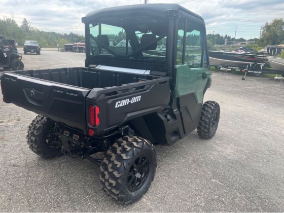 2026 Can-Am DEFENDER DPS CAB HD9 en Perth, Ontario, Canadá