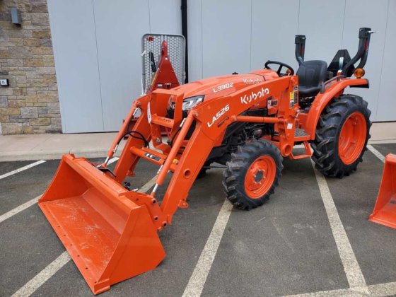 2022 Kubota L3902 in Aylesford, Nova Scotia, Canada