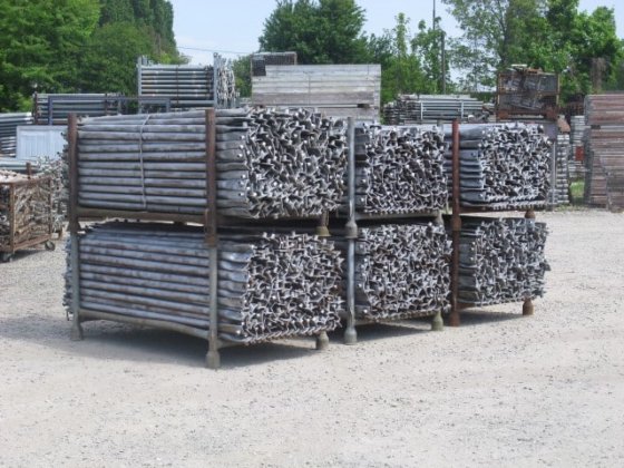 Peri PD 8 stacking tower in Ulm, Germany