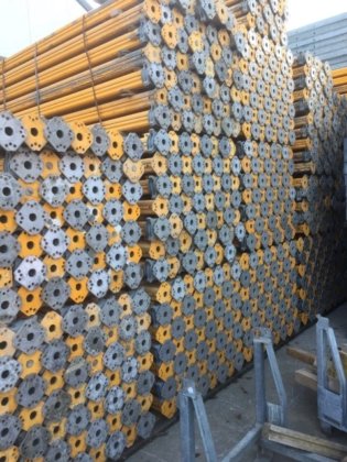 Peri Multiprop 625 in Ulm, Baden-Württemberg, Germany