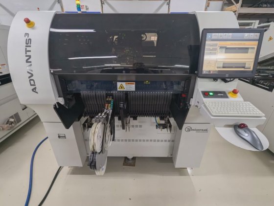 Universal Instrument AdVantis 3 - High Speed PCB Placement Machine AC ...