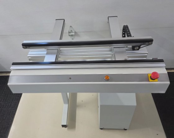 Universal Instruments PCB SMT Conveyor 36 Inch Model 5362i in ...