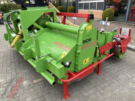 2015 Baselier/ Delimbe UKF 300/ TL8 1-300-12 Overtopfrees/ zaaibalk in ...