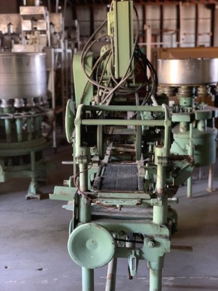 Standard -Knapp Roll- Through Can Labeler HOR-1 in Stockton, CA, USA