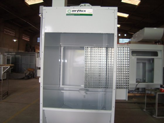 Arflux V1 Electrostatic Booth in Curitiba, Paraná, Brazil