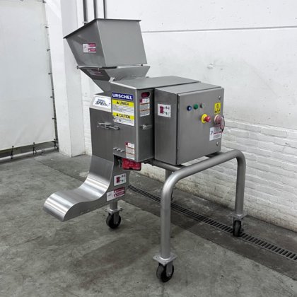 Block cutting machine Urschel Diversacut Sprint in Oosterhout, Netherlands