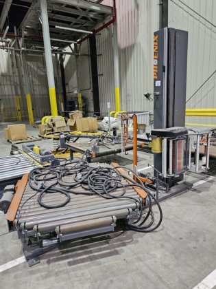 Phoenix Stretch Wrapper in Wyandotte, MI, USA