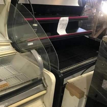 Kysor Warren S1VC Refrigerated Display Case in Grand Rapids, MI, USA