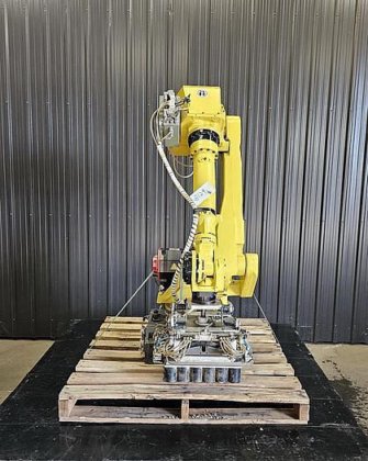 FANUC ROBOT PALLETIZING SYSTEM in Montreal, Quebec, Canada
