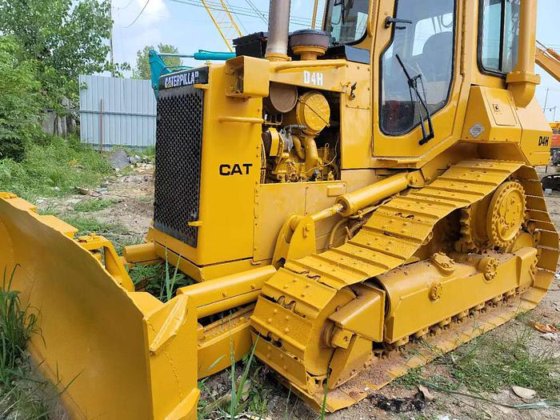 Caterpillar D4H in Shanghai, Shanghai, China