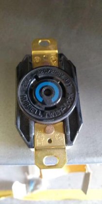 Hubbell model HBL2510 20 AMP single discharge receptacle in Hermosillo ...