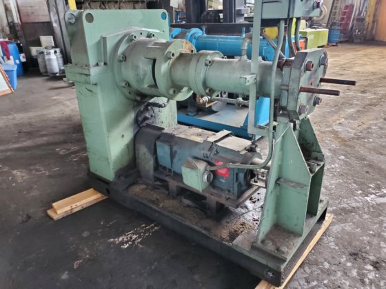 NRM 3.5" 8:1 L/D Rubber Extruder in Cleveland, OH, USA