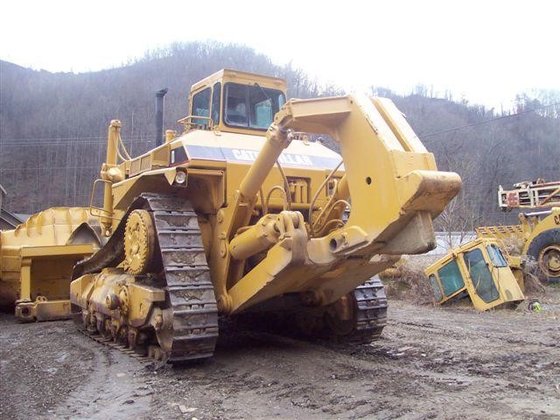 Caterpillar D10L Dozer
