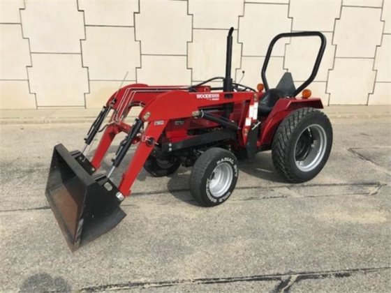 International Harvester 254 Tractor