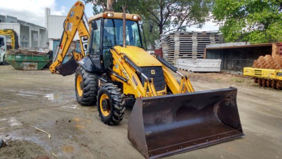 JCB 3C Backhoe Loader