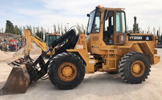 Caterpillar IT28B Wheel Loader