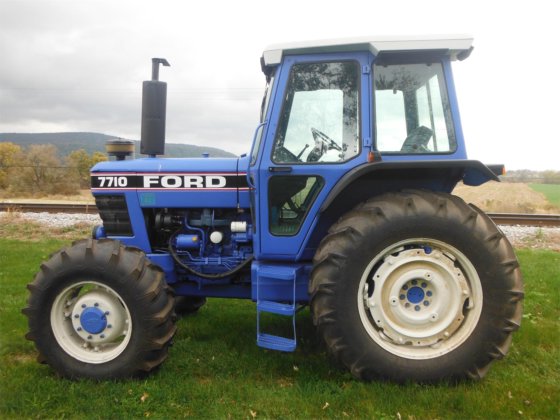 Ford 7710 Tractor