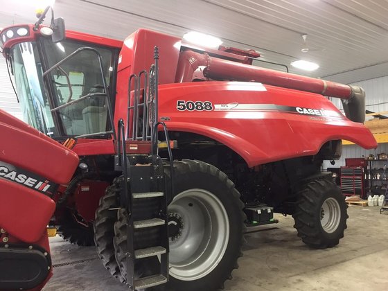 Case IH 5088 Combine