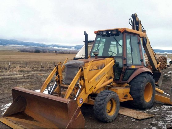 Case CE 590 TURBO Backhoe Loader