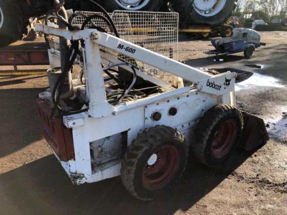 Bobcat M600 Skid Steer Loader