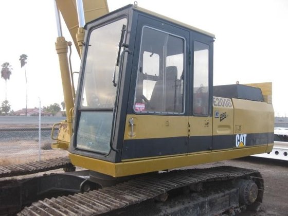 Caterpillar E200B Excavator
